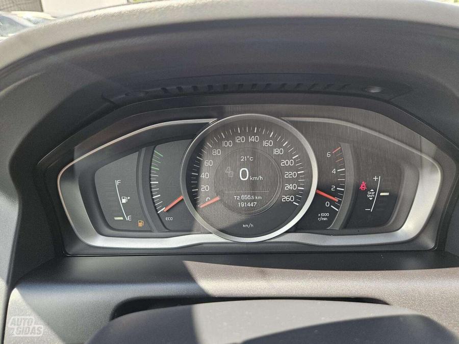Melns Volvo XC60 2016 Šauļi, ar dzinēja tilpumu 2.00 L un nobraukumu 191 tūkst. km par 9950 €, foto 23 vietnē AUTOMOTO.COM.LV