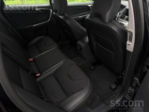 Melns Volvo XC60 2016 Rīga, ar dzinēja tilpumu 2.40 L un nobraukumu 146 tūkst. km par 14850 €, foto 14 vietnē AUTOMOTO.COM.LV