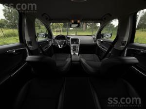 Melns Volvo XC60 2016 Rīga, ar dzinēja tilpumu 2.40 L un nobraukumu 146 tūkst. km par 14850 €, foto 17 vietnē AUTOMOTO.COM.LV