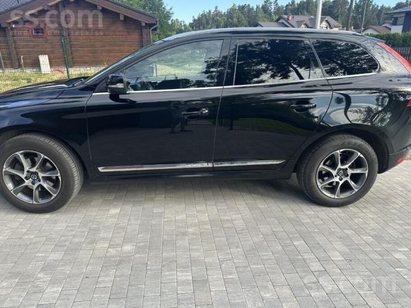 Melns Volvo XC60 2016 Rīga, ar dzinēja tilpumu 2.40 L un nobraukumu 217 tūkst. km par 15200 €, foto 4 vietnē AUTOMOTO.COM.LV