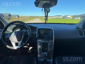 Melns Volvo XC60 2016 Rīga, ar dzinēja tilpumu 2.00 L un nobraukumu 253 tūkst. km par 11000 €, foto 19 vietnē AUTOMOTO.COM.LV