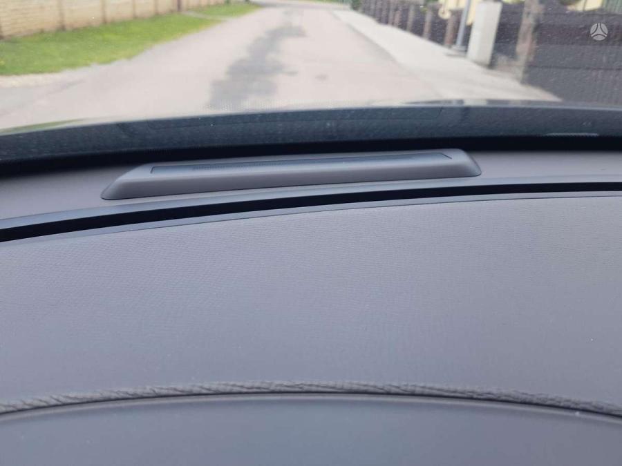 Black Volvo XC60 2016 in Pakruojis, with an engine capacity of 2.40 L and mileage of 182 thousand km for 15399 €, photo 17 on AUTOMOTO.COM.LV