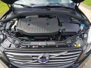 Black Volvo XC60 2016 in Pakruojis, with an engine capacity of 2.40 L and mileage of 182 thousand km for 15399 €, photo 26 on AUTOMOTO.COM.LV