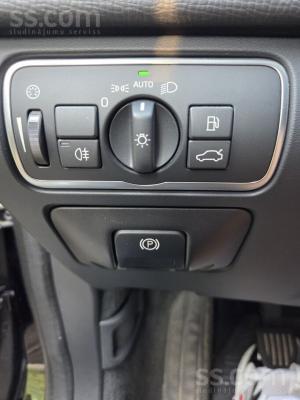 Black Volvo XC60 2016 in Ogre, with an engine capacity of 2.00 L and mileage of 217 thousand km for 11500 €, photo 9 on AUTOMOTO.COM.LV