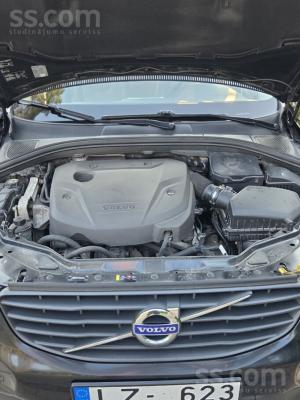 Black Volvo XC60 2016 in Ogre, with an engine capacity of 2.00 L and mileage of 217 thousand km for 11500 €, photo 14 on AUTOMOTO.COM.LV