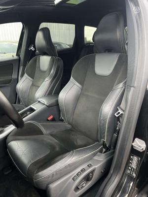 Black Volvo XC60 2016 in Utena, with an engine capacity of 2.40 L and mileage of 275 thousand km for 14450 €, photo 40 on AUTOMOTO.COM.LV