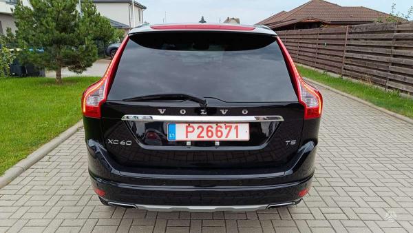Melns Volvo XC60 2016 Klaipėda, ar dzinēja tilpumu 2.00 L un nobraukumu 90 tūkst. km par 13000 €, foto 5 vietnē AUTOMOTO.COM.LV