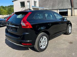 Black Volvo XC60 2016 in Panevezys, with an engine capacity of 1.97 L and mileage of 121 thousand km for 13400 €, photo 5 on AUTOMOTO.COM.LV