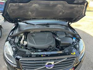 Black Volvo XC60 2016 in Panevezys, with an engine capacity of 1.97 L and mileage of 121 thousand km for 13400 €, photo 15 on AUTOMOTO.COM.LV
