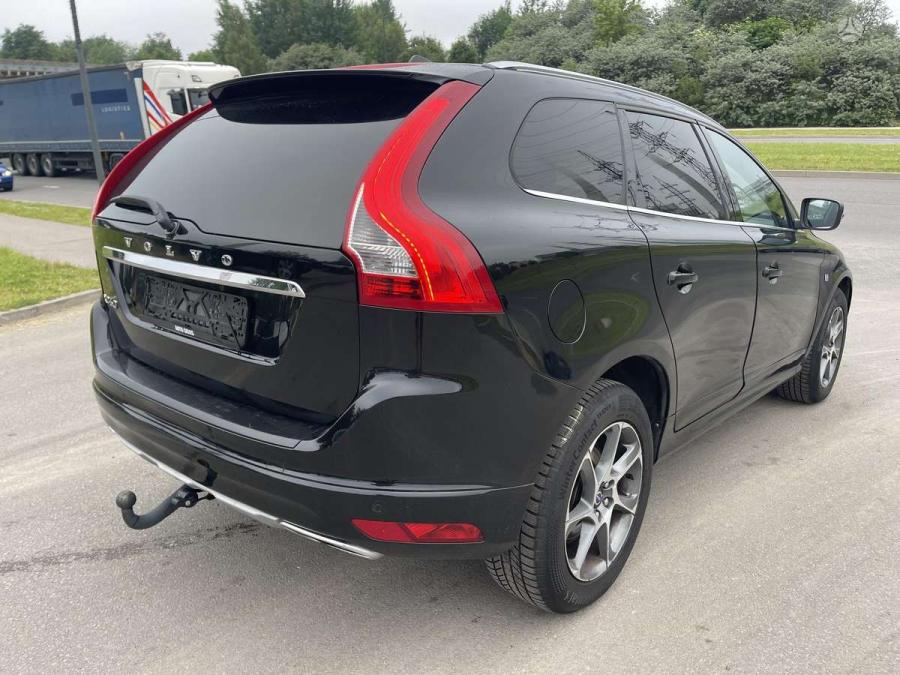 Melns Volvo XC60 2016 Kauņa, ar dzinēja tilpumu 1.97 L un nobraukumu 215 tūkst. km par 10750 €, foto 14 vietnē AUTOMOTO.COM.LV