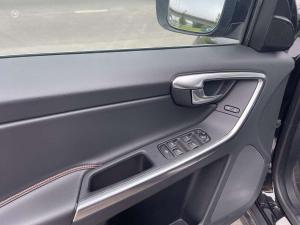 Melns Volvo XC60 2016 Kauņa, ar dzinēja tilpumu 1.97 L un nobraukumu 215 tūkst. km par 10750 €, foto 18 vietnē AUTOMOTO.COM.LV