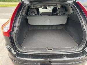 Melns Volvo XC60 2016 Kauņa, ar dzinēja tilpumu 1.97 L un nobraukumu 215 tūkst. km par 10750 €, foto 33 vietnē AUTOMOTO.COM.LV