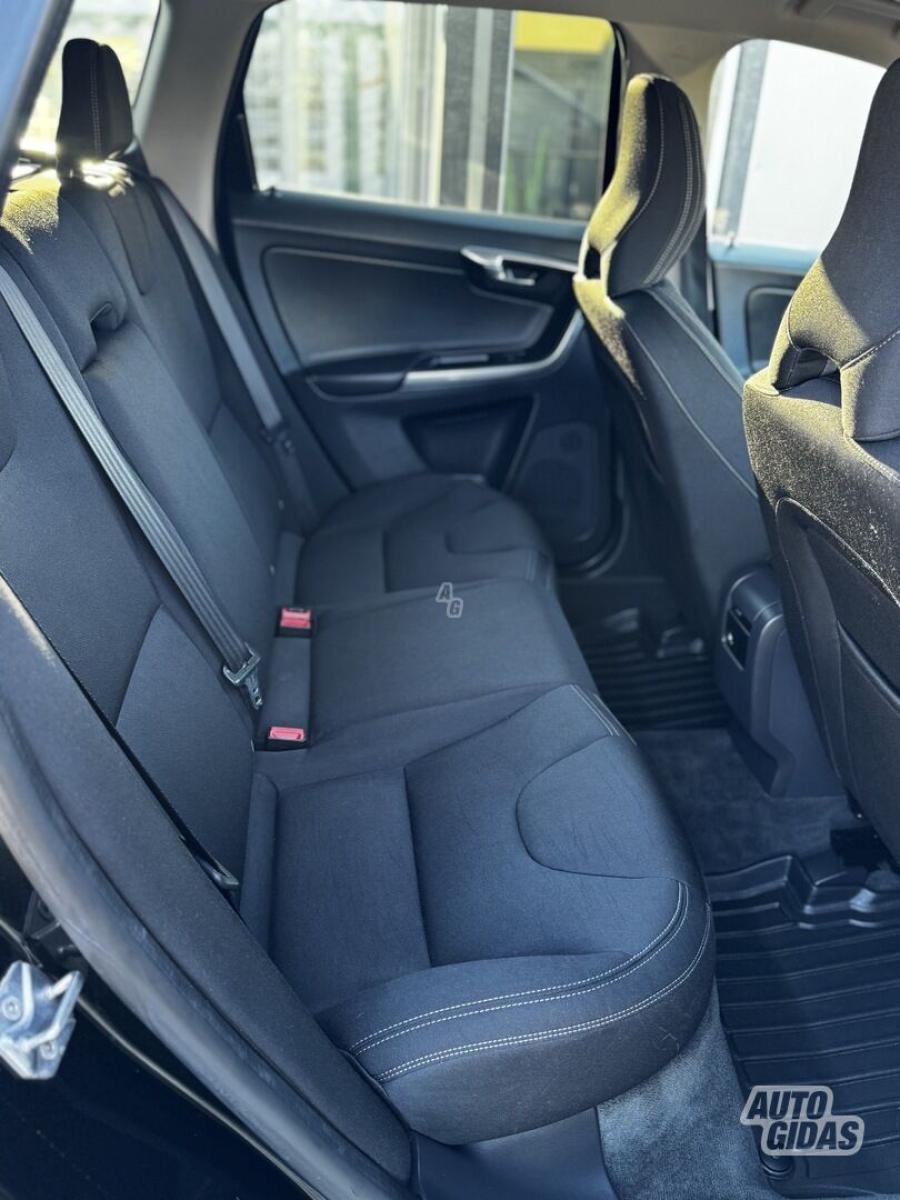 Melns Volvo XC60 2016 Klaipėda, ar dzinēja tilpumu 2.00 L un nobraukumu 321 tūkst. km par 12600 €, foto 12 vietnē AUTOMOTO.COM.LV