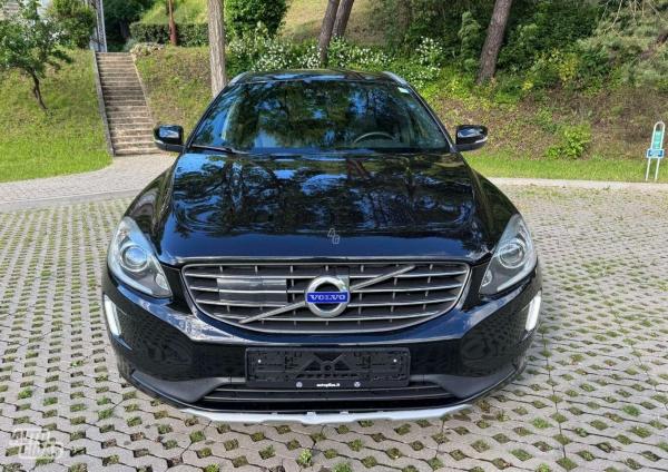 Volvo XC60 2016 Kauņa vietnē Melns Volvo XC60 2016 Kauņa, ar dzinēja tilpumu 2.00 L un nobraukumu 250 tūkst. km par 12950 €, foto 6 vietnē AUTOMOTO.COM.LV