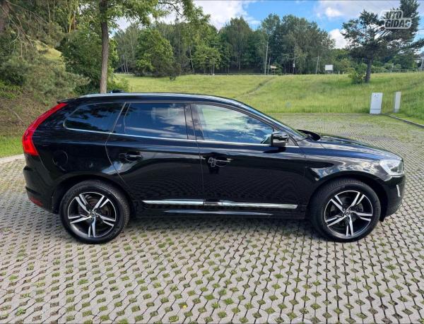 Volvo XC60 2016 Kauņa vietnē Melns Volvo XC60 2016 Kauņa, ar dzinēja tilpumu 2.00 L un nobraukumu 250 tūkst. km par 12950 €, foto 7 vietnē AUTOMOTO.COM.LV