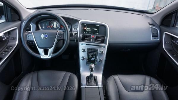 Melns Volvo XC60 2016 Tallina, ar dzinēja tilpumu 2.40 L un nobraukumu 195 tūkst. km par 13999 €, foto 7 vietnē AUTOMOTO.COM.LV