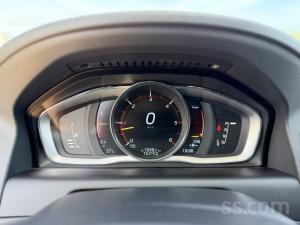 Черный Вольво ХС60 2016 в Рига, объемом двигателя 2.40 л и пробегом 152 тыс. км за 16995 €, фото 11 на AUTOMOTO.COM.LV