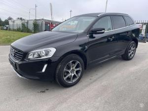 Black Volvo XC60 2016 in Kaunas, with an engine capacity of 1.97 L and mileage of 215 thousand km for 10750 €, photo 3 on AUTOMOTO.COM.LV