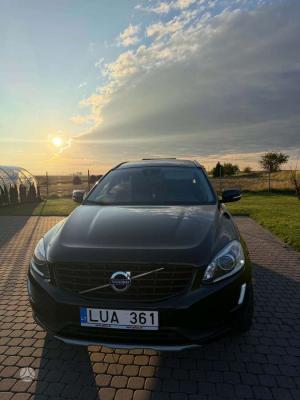 Black Volvo XC60 2016 in Siauliai, with an engine capacity of 2.00 L and mileage of 285 thousand km for 11000 €, photo 8 on AUTOMOTO.COM.LV