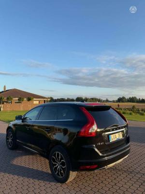Black Volvo XC60 2016 in Siauliai, with an engine capacity of 2.00 L and mileage of 285 thousand km for 11000 €, photo 9 on AUTOMOTO.COM.LV