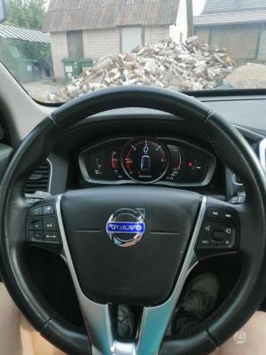 Melns Volvo XC60 2016 Plungė, ar dzinēja tilpumu 2.00 L un nobraukumu 341 tūkst. km par 11200 €, foto 11 vietnē AUTOMOTO.COM.LV