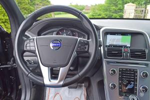 Black Volvo XC60 2016 in Vilnius, with an engine capacity of 2.00 L and mileage of 168 thousand km for 13950 €, photo 21 on AUTOMOTO.COM.LV