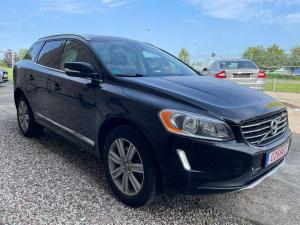 Black Volvo XC60 2016 in Klaipeda, with an engine capacity of 2.50 L and mileage of 240 thousand km for 12900 €, photo 4 on AUTOMOTO.COM.LV