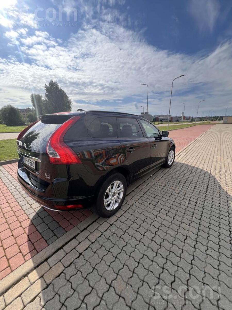 Melns Volvo XC60 2016 Rīga, ar dzinēja tilpumu 2.40 L un nobraukumu 208 tūkst. km par 14200 €, foto 5 vietnē AUTOMOTO.COM.LV