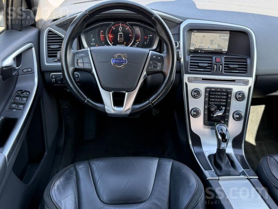 Melns Volvo XC60 2016 Rīga, ar dzinēja tilpumu 2.00 L un nobraukumu 289 tūkst. km par 11900 €, foto 6 vietnē AUTOMOTO.COM.LV