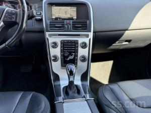 Melns Volvo XC60 2016 Rīga, ar dzinēja tilpumu 2.00 L un nobraukumu 289 tūkst. km par 11900 €, foto 9 vietnē AUTOMOTO.COM.LV