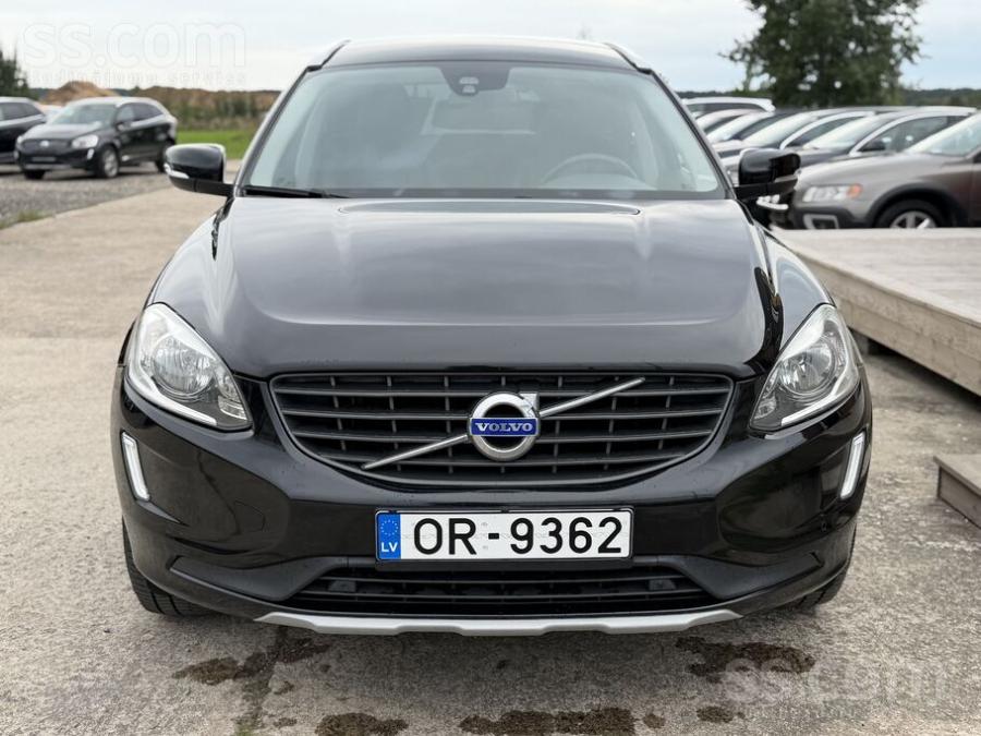 Black Volvo XC60 2016 in Riga, with an engine capacity of 2.00 L and mileage of 289 thousand km for 11550 €, photo 3 on AUTOMOTO.COM.LV