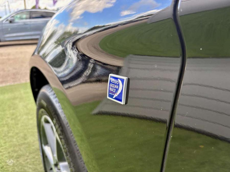Melns Volvo XC60 2016 Panevēža, ar dzinēja tilpumu 1.97 L un nobraukumu 246 tūkst. km par 10500 €, foto 11 vietnē AUTOMOTO.COM.LV