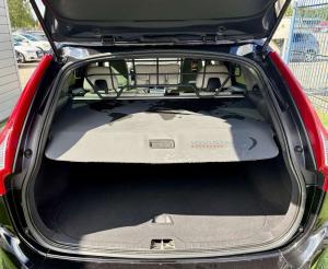 Melns Volvo XC60 2016 Panevēža, ar dzinēja tilpumu 1.97 L un nobraukumu 246 tūkst. km par 10500 €, foto 23 vietnē AUTOMOTO.COM.LV