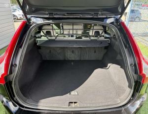 Melns Volvo XC60 2016 Panevēža, ar dzinēja tilpumu 1.97 L un nobraukumu 246 tūkst. km par 10500 €, foto 24 vietnē AUTOMOTO.COM.LV