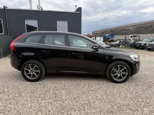 Melns Volvo XC60 2016 Kauņa, ar dzinēja tilpumu 1.97 L un nobraukumu 254 tūkst. km par 11200 €, foto 6 vietnē AUTOMOTO.COM.LV