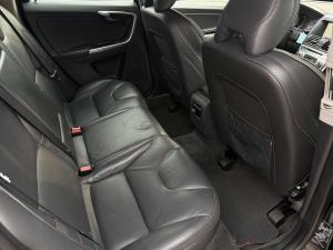 Melns Volvo XC60 2016 Kauņa, ar dzinēja tilpumu 1.97 L un nobraukumu 254 tūkst. km par 11200 €, foto 14 vietnē AUTOMOTO.COM.LV