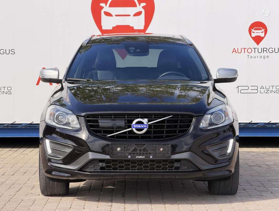 Black Volvo XC60 2016 in Taurage, with an engine capacity of 2.40 L and mileage of 224 thousand km for 13990 €, photo 5 on AUTOMOTO.COM.LV