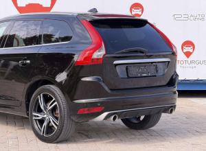 Black Volvo XC60 2016 in Taurage, with an engine capacity of 2.40 L and mileage of 224 thousand km for 13990 €, photo 10 on AUTOMOTO.COM.LV
