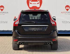 Black Volvo XC60 2016 in Taurage, with an engine capacity of 2.40 L and mileage of 224 thousand km for 13990 €, photo 13 on AUTOMOTO.COM.LV