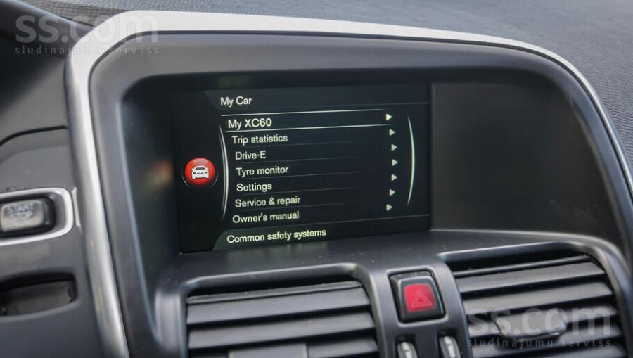 Black Volvo XC60 2016 in Riga, with an engine capacity of 2.00 L and mileage of 238 thousand km for 11450 €, photo 22 on AUTOMOTO.COM.LV