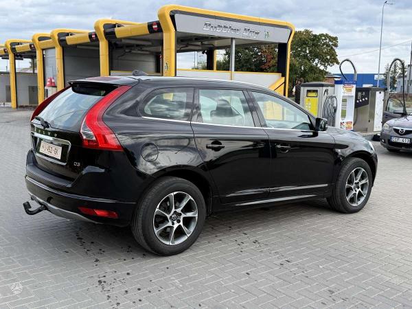 Volvo XC60 2016 in Taurage on AUTOMOTO.COM.LV Black Volvo XC60 2016 in Taurage, with an engine capacity of 1.97 L and mileage of 254 thousand km for 9900 €, photo 5 on AUTOMOTO.COM.LV