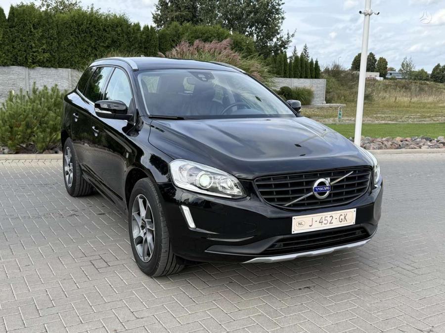 Black Volvo XC60 2016 in Taurage, with an engine capacity of 1.97 L and mileage of 254 thousand km for 9900 €, photo 7 on AUTOMOTO.COM.LV