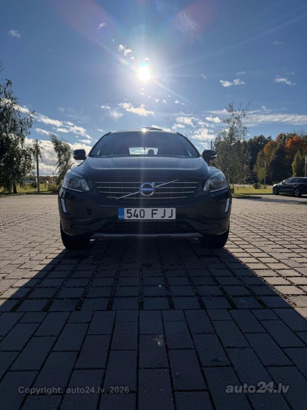 Volvo XC60 2016 Tallina vietnē Melns Volvo XC60 2016 Tallina, ar dzinēja tilpumu 2.00 L un nobraukumu 306 tūkst. km par 16500 €, foto 1 vietnē AUTOMOTO.COM.LV
