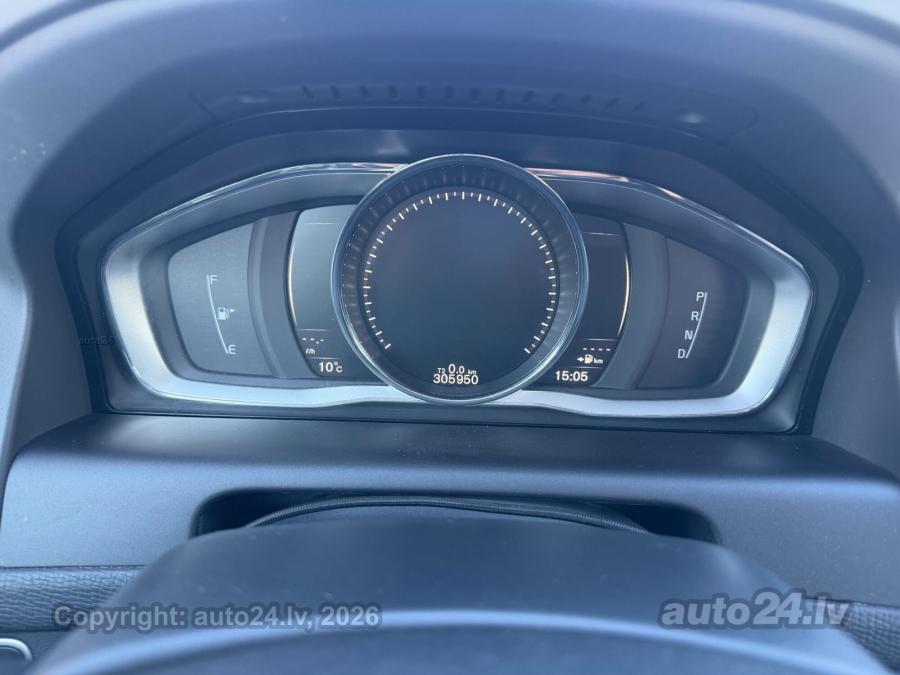 Melns Volvo XC60 2016 Tallina, ar dzinēja tilpumu 2.00 L un nobraukumu 306 tūkst. km par 16500 €, foto 9 vietnē AUTOMOTO.COM.LV