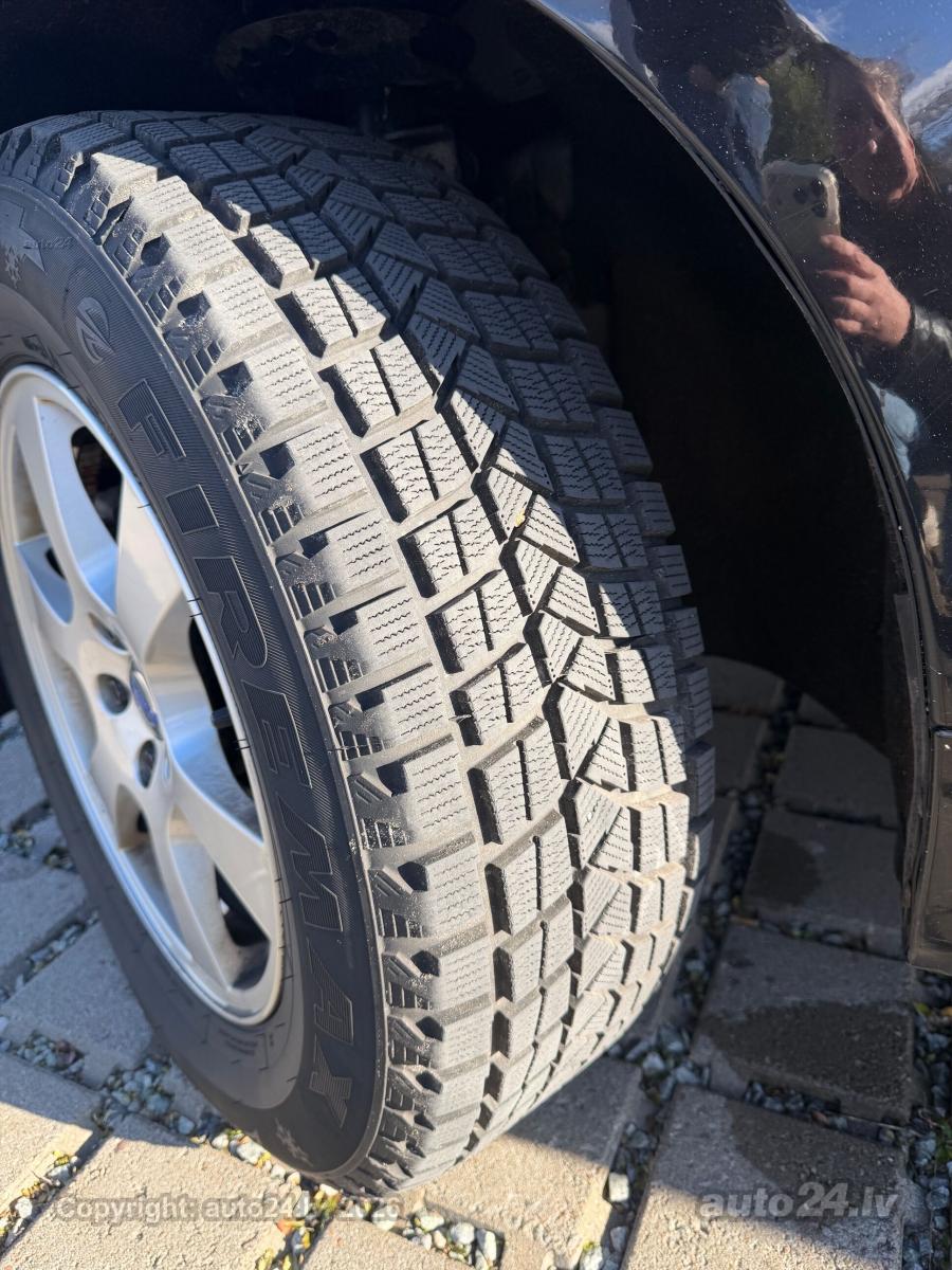 Melns Volvo XC60 2016 Tallina, ar dzinēja tilpumu 2.00 L un nobraukumu 306 tūkst. km par 16500 €, foto 16 vietnē AUTOMOTO.COM.LV