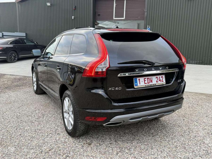Melns Volvo XC60 2016 Kauņa, ar dzinēja tilpumu 1.97 L un nobraukumu 240 tūkst. km par 9200 €, foto 6 vietnē AUTOMOTO.COM.LV