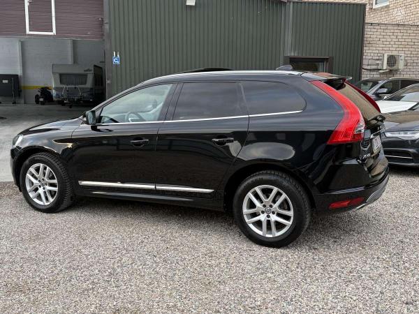 Melns Volvo XC60 2016 Kauņa, ar dzinēja tilpumu 1.97 L un nobraukumu 240 tūkst. km par 9200 €, foto 7 vietnē AUTOMOTO.COM.LV