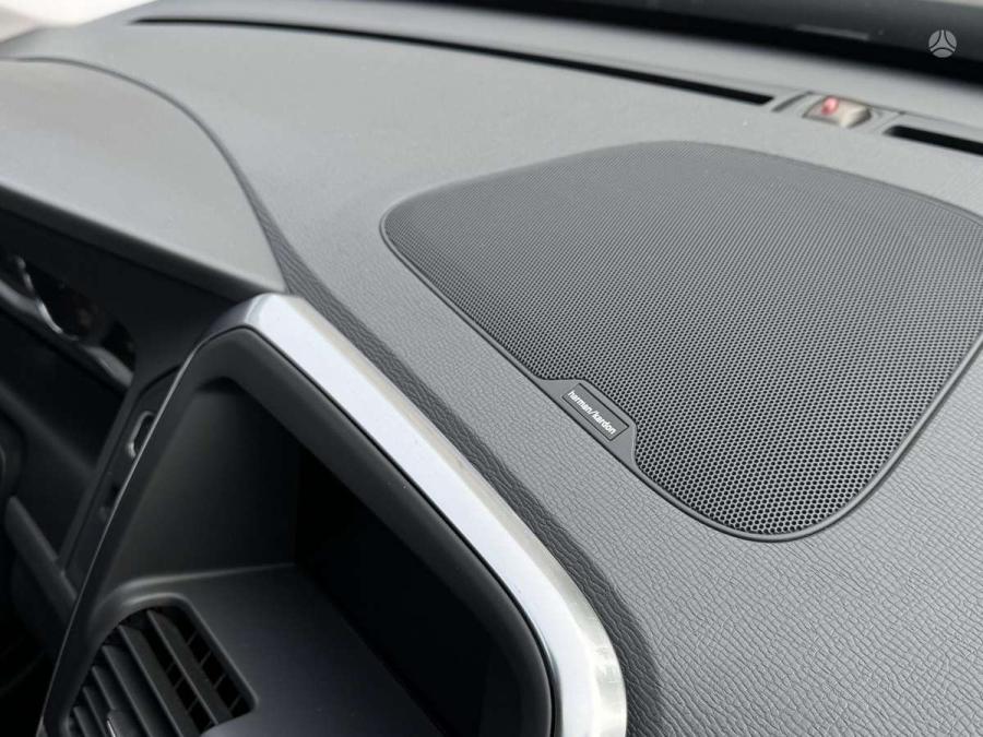 Melns Volvo XC60 2016 Kauņa, ar dzinēja tilpumu 1.97 L un nobraukumu 240 tūkst. km par 9200 €, foto 33 vietnē AUTOMOTO.COM.LV