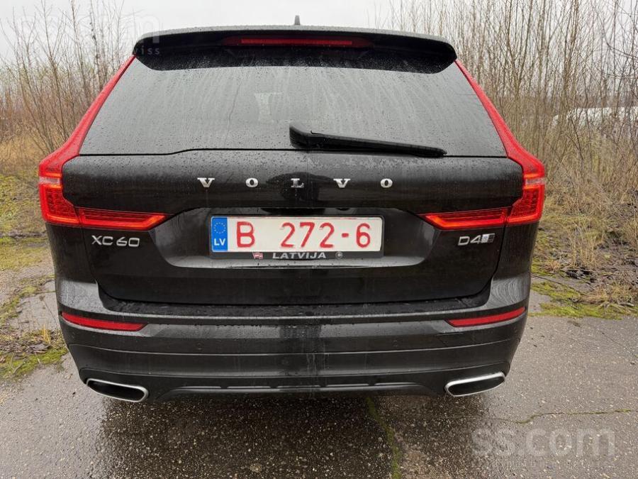 Black Volvo XC60 2017 in Daugavpils, with an engine capacity of 2.00 L and mileage of 0 thousand km for 22490 €, photo 4 on AUTOMOTO.COM.LV