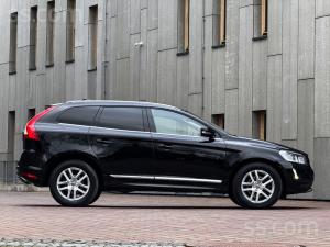 Melns Volvo XC60 2017 Rīga, ar dzinēja tilpumu 2.40 L un nobraukumu 279 tūkst. km par 15800 €, foto 4 vietnē AUTOMOTO.COM.LV